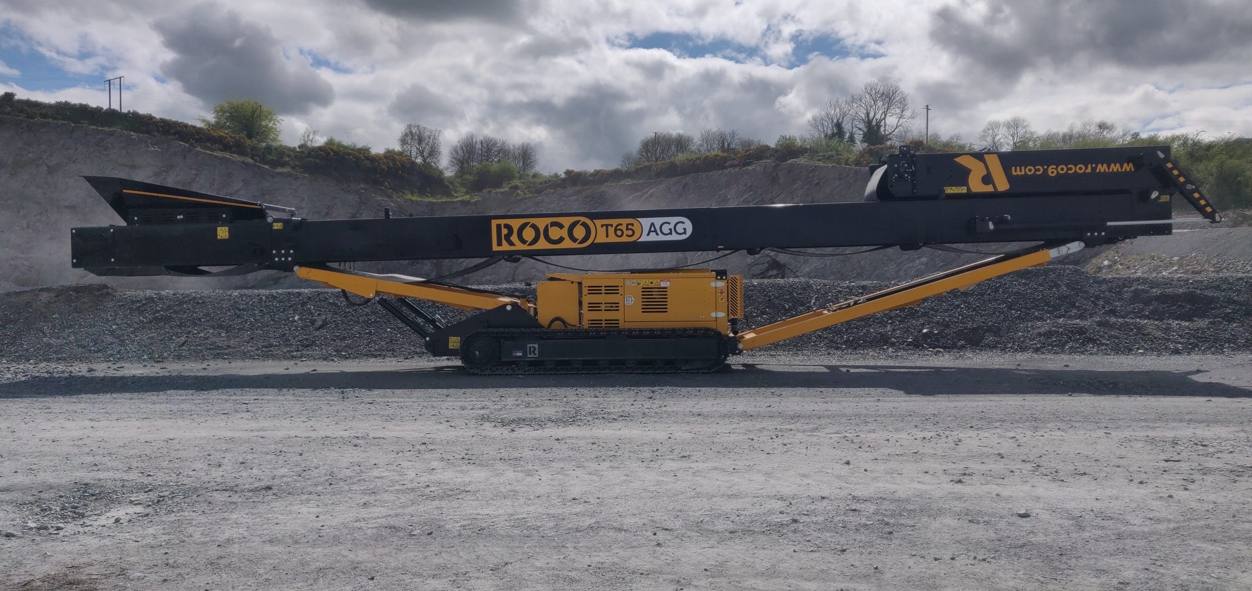 65 ft Stacker Delivered To Midlands Quarry - roco