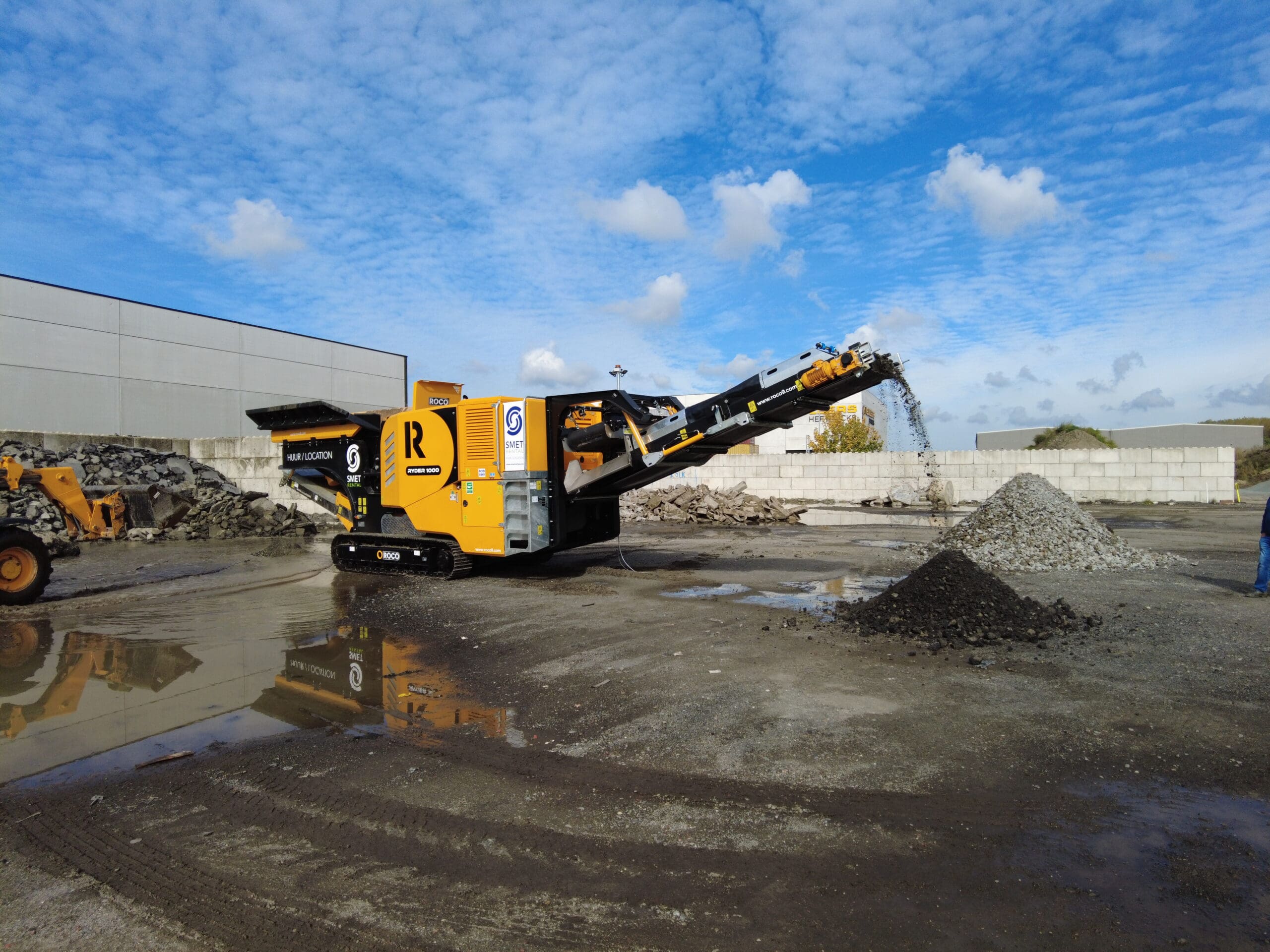 SMET Rental Add A Roco RYDER 1000 To Their Rental Fleet - roco